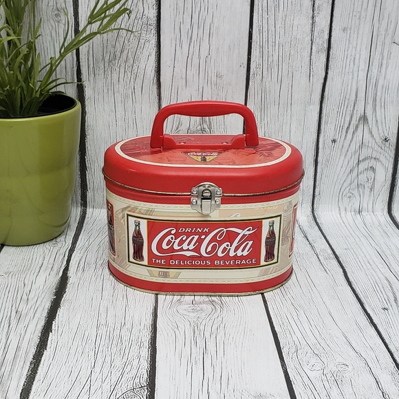 Coca Cola | Storage & Organization | Coca Cola Tin Lunch Box W Handle ...